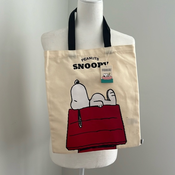 Peanuts | Bags | Peanuts Snoopy Canvas Tote Bag From Miniso | Poshmark
